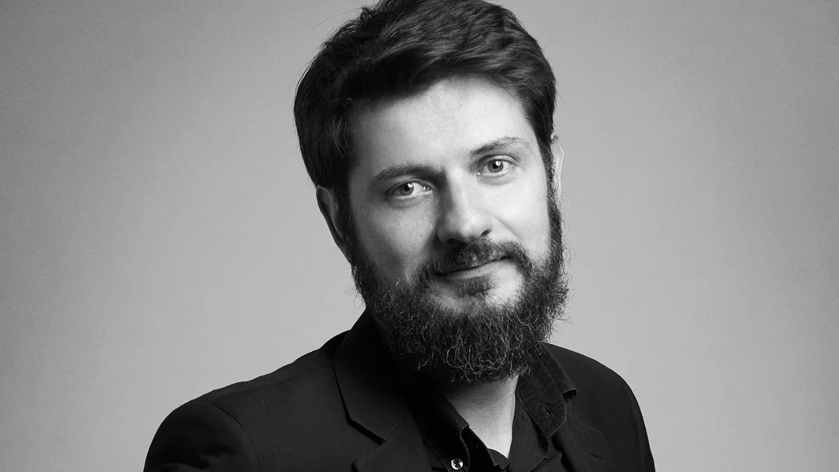 Iván Barrera, peluquero: "El error más común al secar el pelo es pegar ...