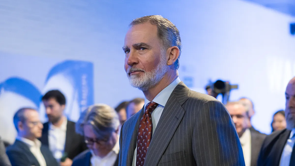 Los dermatólogos advierten sobre la cara quemada de Felipe VI: así es ...