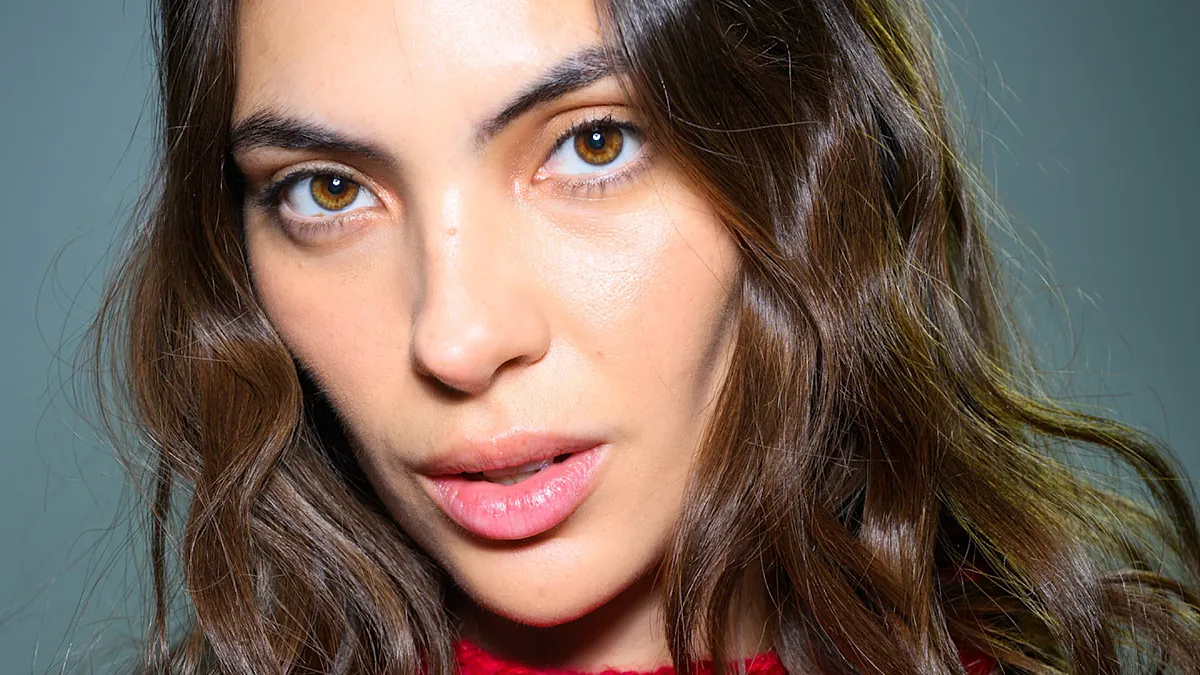 Álex Sestelo, peluquero: "Para que las ondas duren más, usa productos fijadores y evita cepillar ...