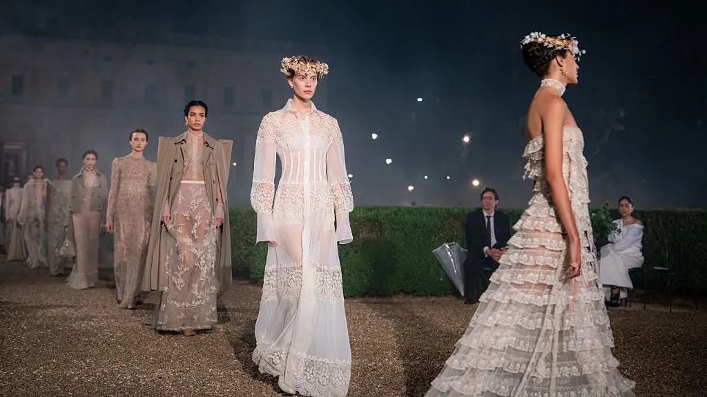 Dior presenta en Roma su desfile más especial, la colección Crucero ...